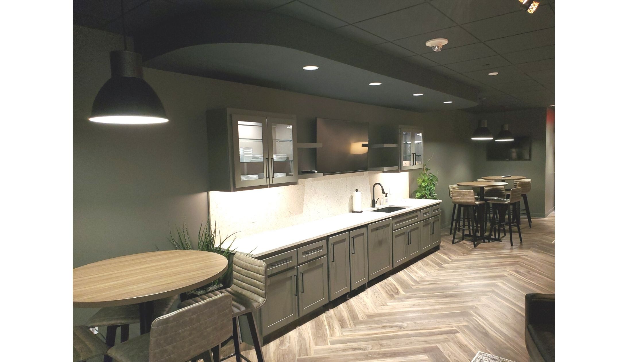 Essential Tips for a Successful Tenant Improvement Project - Mid ...